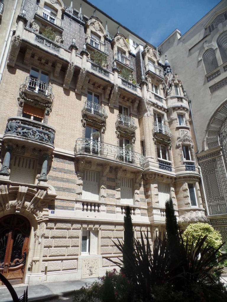 Jules Lavirotte et ses façaces d'immeuble Parisiennes